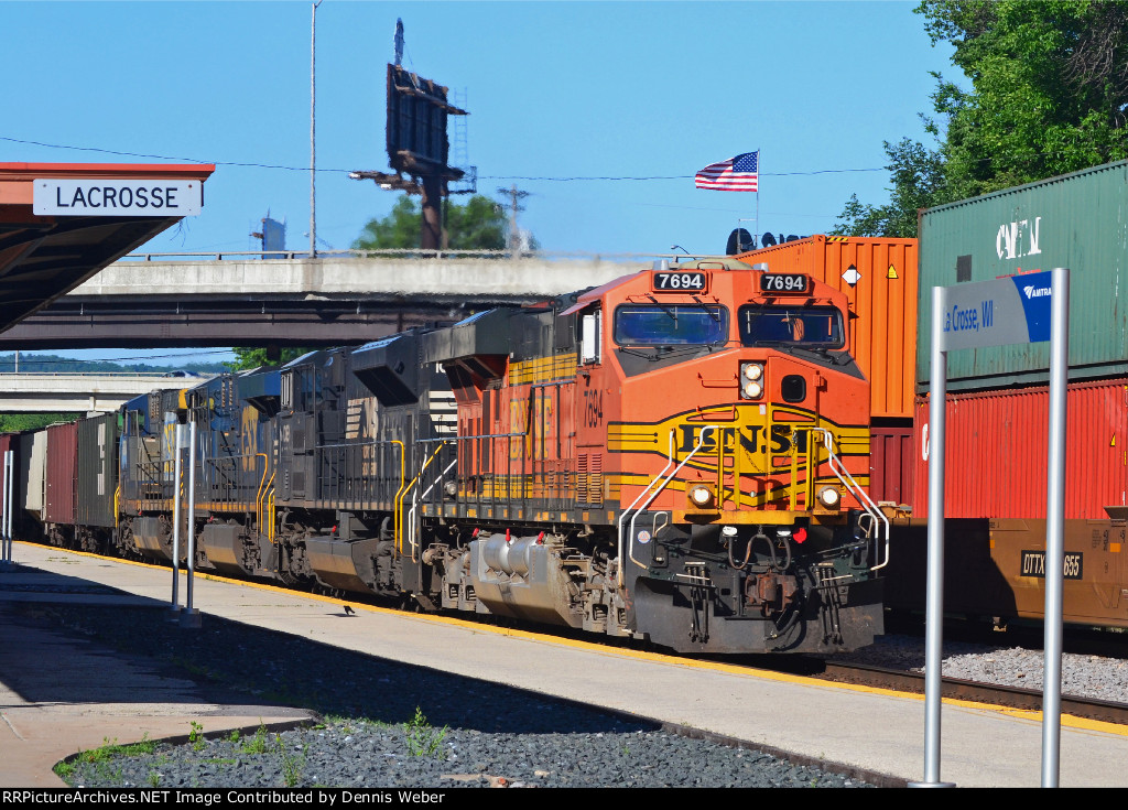 BNSF 7694, CP's Tomah Sub.